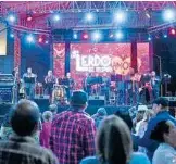 Disfrutan miles de los festejos “Del 14” en Lerdo - PressReader