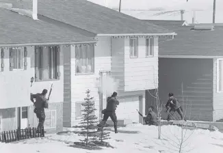 Cop killers holed up with hostages - PressReader