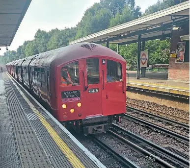 Going Undergroun­d - PressReader