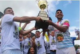 “Sigo enamorado del fútbol” - PressReader