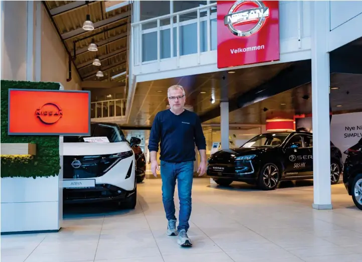 Han blir sjef for fire bilforhand­le Ere - PressReader