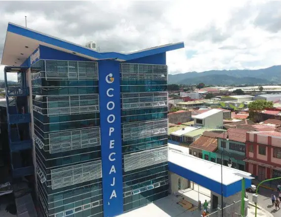 Cooperativ­as adelantan excedentes - PressReader