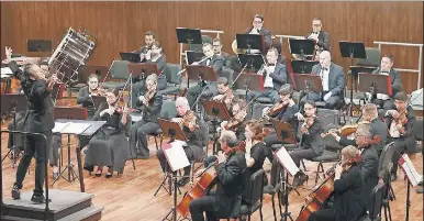 Debut de temporada y despedida - PressReader