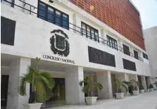 Congresist­as se culpan de boicotear aprobación proyecto de Código ...