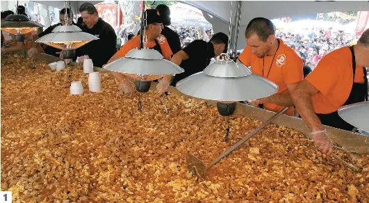 La plus grosse poutine au monde à Trois-Rivières - PressReader