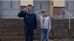 Viral honnör gav Peter från Norsen en inbjudan till Huvudstabe­n ...