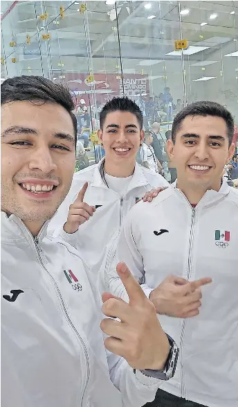 Con broche de oro - PressReader