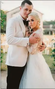 Miss Caroline Cowden Looke Weds Mr. Andrew Franklin Benak - PressReader
