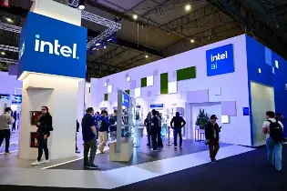Intel shares surge as investors cheer appointmen­t of new CEO Lip-Bu ...