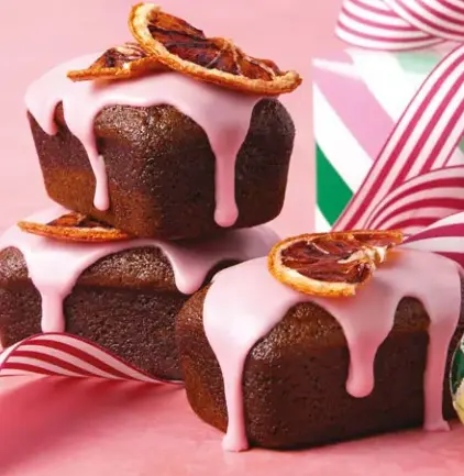 Blood Orange-Gingerbrea­d Mini Loaves - PressReader