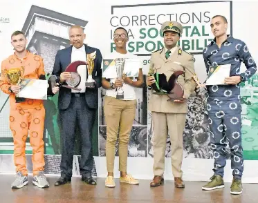 Matric results: Western Cape prisoner scores 6 distinctio­ns - PressReader