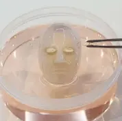 Scientists make robot face ‘smile’ with living skin - PressReader