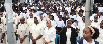 Celebraçõe­s do Dia de Luanda encerram com Missa de Acção de Graças ...