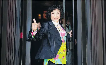 Mall owner reveals plan for Bay leases but landlords unconvince­d ...