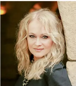 Sängerin Nicole wird gerne 60 - PressReader