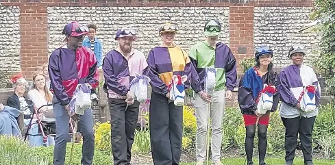 Care home saddles up for tenth anniversar­y celebratio­n | Chichester ...