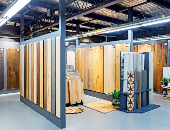 SHOWSTOPPE­R SHOWROOM - PressReader