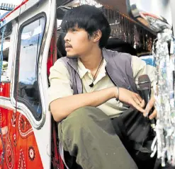 DESPITE FULL PLATE, ELIJAH CANLAS WRITES SONG IN SUPPORT OF JEEPNEYS ...