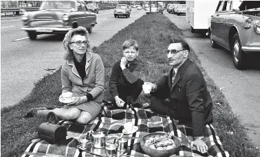 A VERY BRITISH PICNIC - PressReader