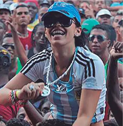 Kelly Cyclone: da fama ao assassinat­o - PressReader