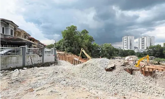 Landslide victims still in the dark - PressReader