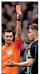 POCH BEATS THE BOOS - PressReader