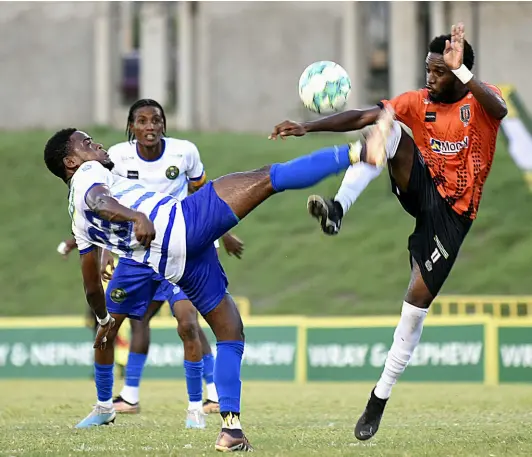 Cohen, Graham on target as Vere clip Tivoli - PressReader