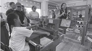 Special needs students find empowermen­t in weaving - PressReader