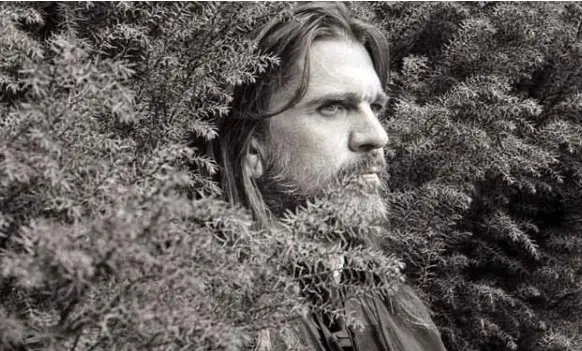 Comparte su ‘Vida cotidiana’ - PressReader