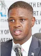 REVELLERS SHOW RAKGARE, HEALY DUST - PressReader