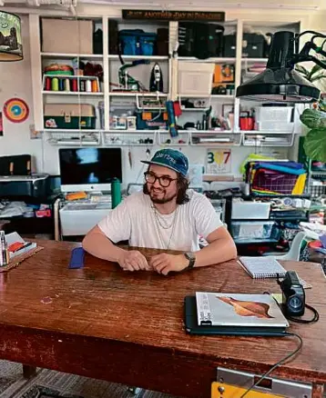 Andy Li handcrafts positivity, one pennant at a time - PressReader