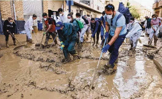 Reeking mud sparks health fears in Spain - PressReader