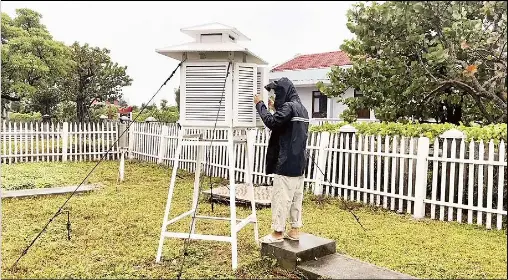 Những người đón bão - PressReader