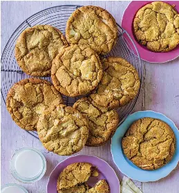 ABDUL’S WHITE CHOCOLATE AND MACADAMIA NUT COOKIES - PressReader