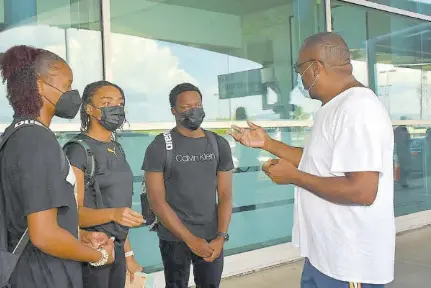 Local swimmers seek to make mark at Florida meet - PressReader