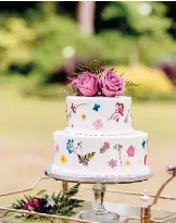 TRES PASTELES DE BODA AESTHETIC - PressReader