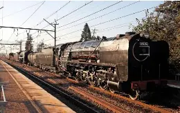 SHEPHERD’S ‘15F’ STEAMS AGAIN AFTER DERAILMENT - PressReader