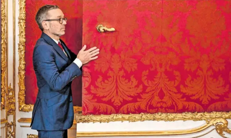 Im Bann des blauen Elefanten - PressReader