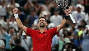 Tennis : l’inusable Novak Djokovic signe un nouveau record à Shanghai ...