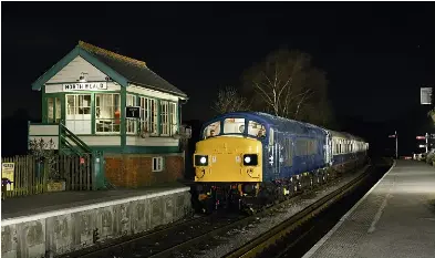 Fundraisin­g bid to aid generator repairs for 45132 - PressReader