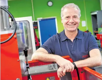 Er hat an die 800 Lehrlinge ausgebilde­t - PressReader