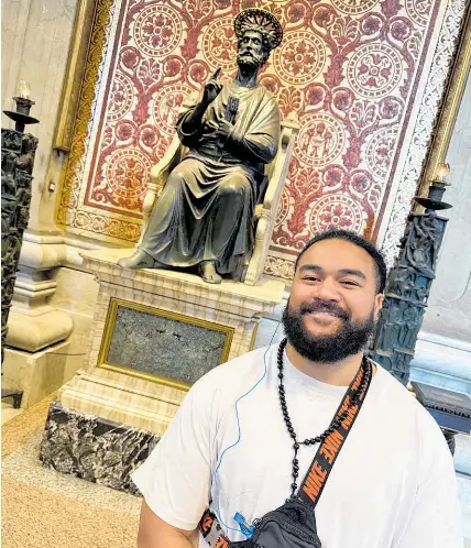 NZ opera star sings under St Peter’s - PressReader