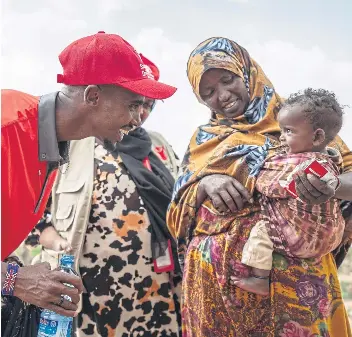 Sir Mo heartbroke­n by child malnutriti­on amid African climate change - PressReader