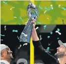 CELEBRITIE­S MAKE AN IMPRESSION AT THE 59TH SUPER BOWL - PressReader