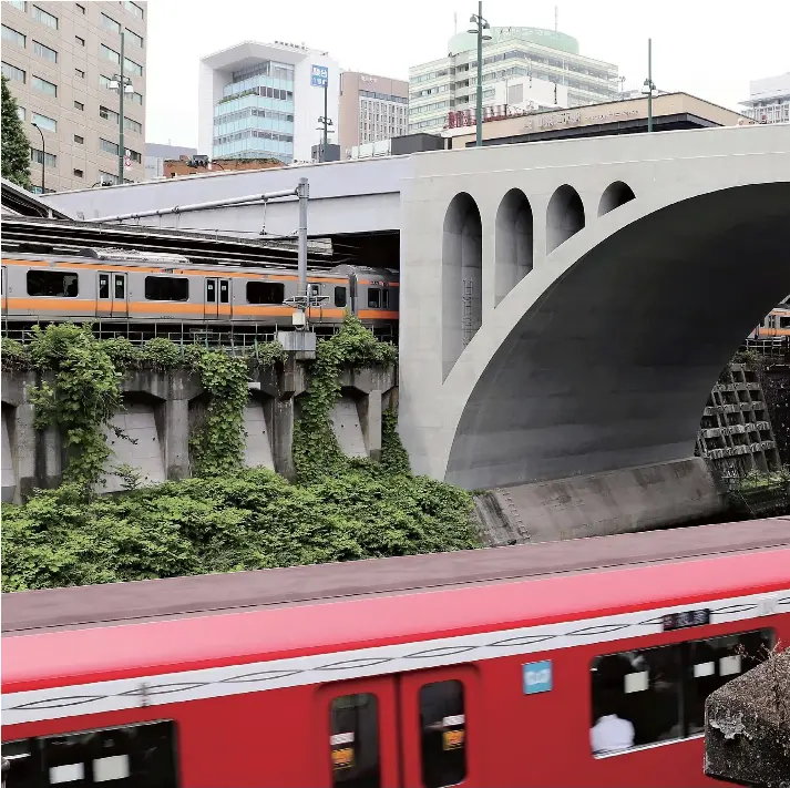 ‘HOLY' BRIDGE IN TOKYO JOINS 2 RELIGIOUS STRUCTURES - PressReader