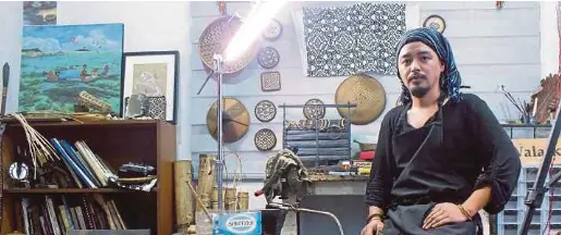 Kraf tembaga sentuhan graduan multimedia - PressReader