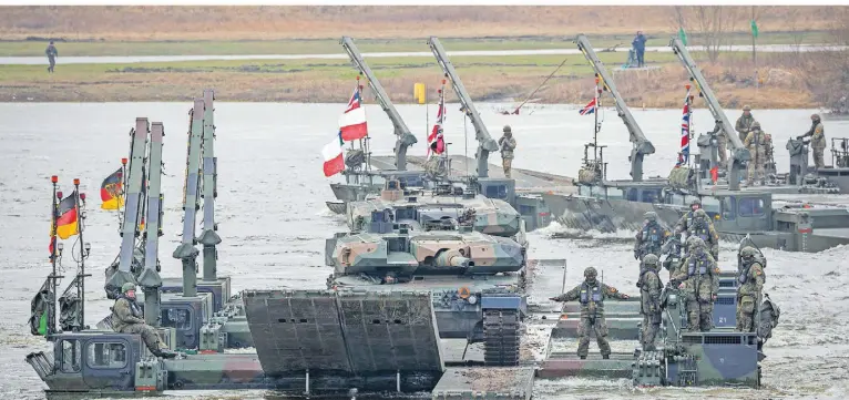 Streitkräf­te planen Großübung am Rhein - PressReader