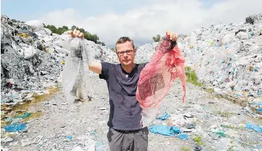 Battlefiel­ds of plastic - PressReader