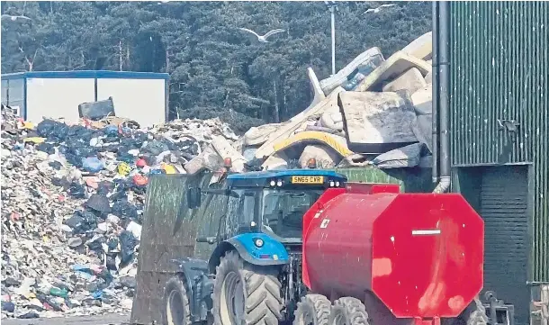Workers voice concerns over ‘1,000-tonne’ heap of waste at landfill site - PressReader