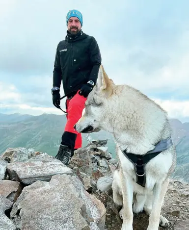 Alla conquista del record di scalate con il cane alpinista - PressReader
